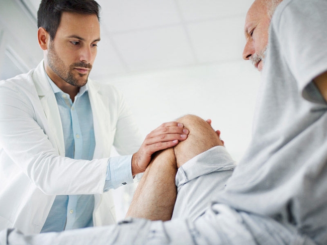Knee Replacement Surgery: Risks, Benefits & Advanced Protection Options | B.Braun - B. Braun